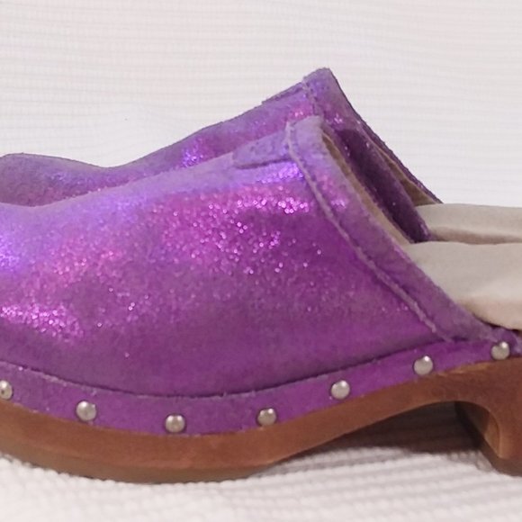 UGG | Shoes | Ugg Australia Evie Girls Purple Clogs Size | Poshmark